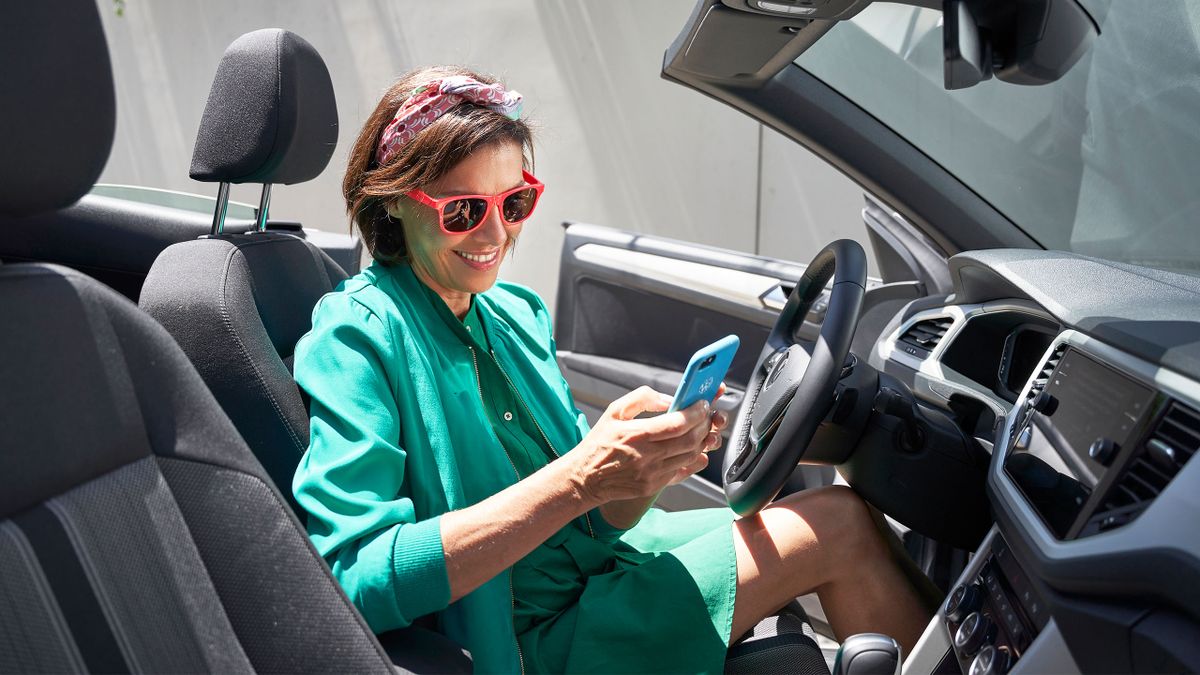 Volkswagen Singapore | GoConnect App